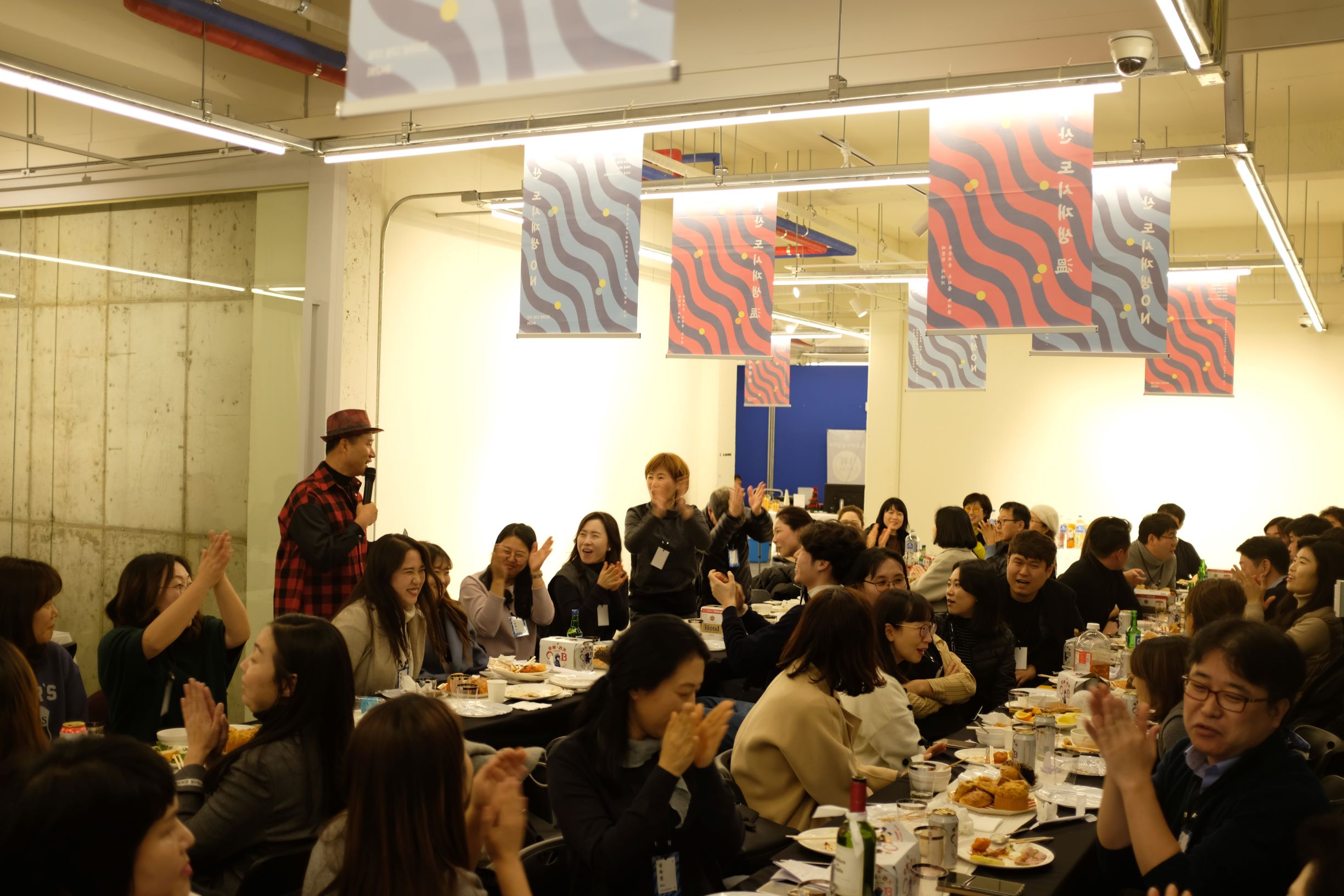 부산광역시도시재생지원센터 -사진자료 > 제4회 도시재생 세미나 (상세보기)